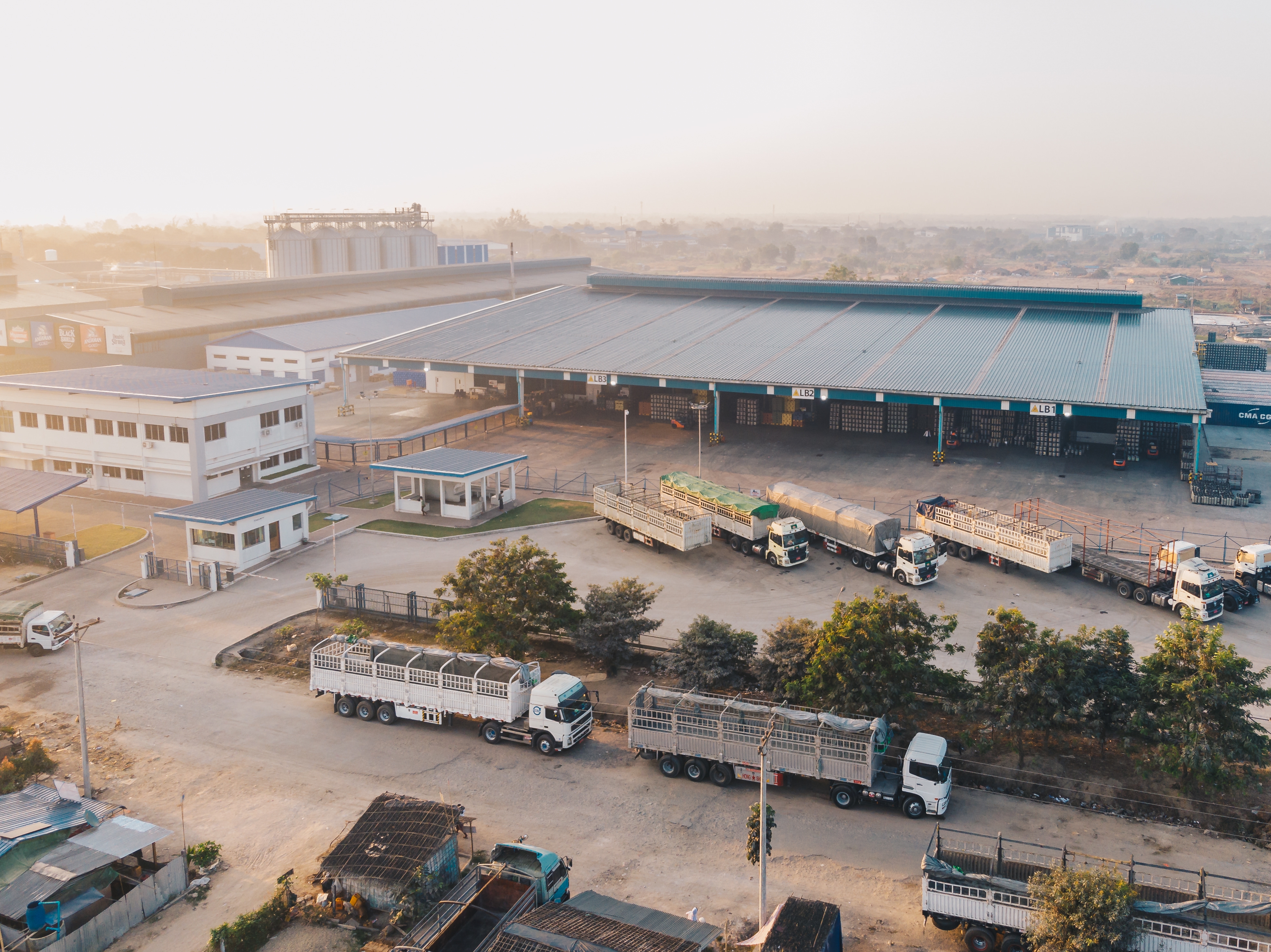 Top Logistics Company in Abu Dhabi with Logistics Experts - Al Sahal Group